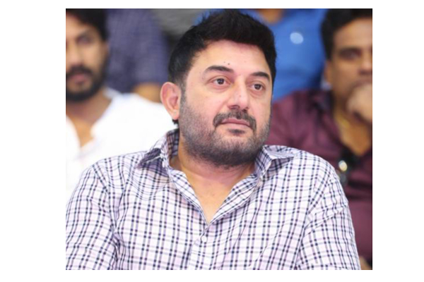 Celebrities secret Affairs and Split Ups