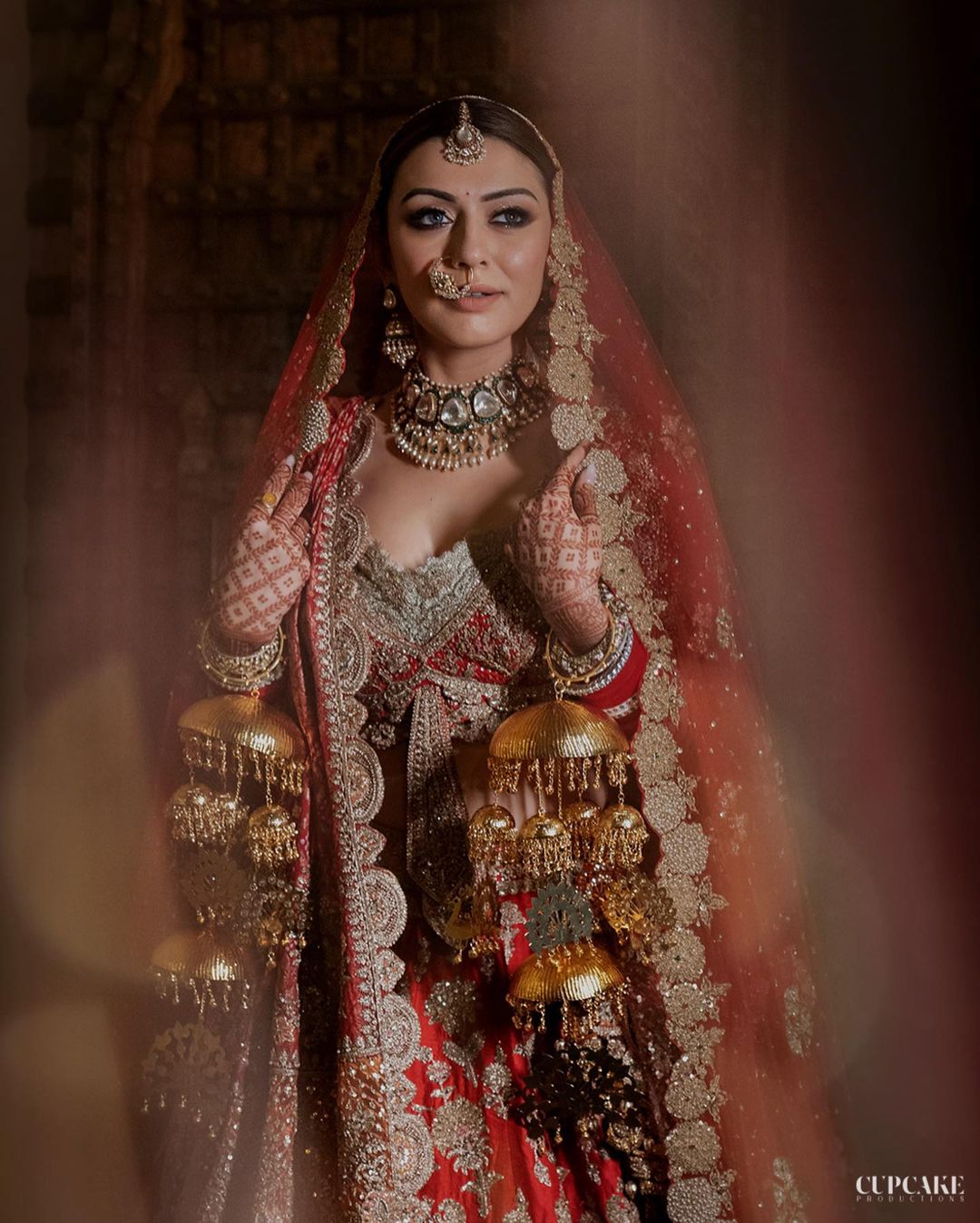 Hansika Motwani s wedding lehenga: 18th century brocade and
