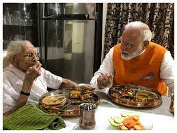 What lunch does PM Modi have in daily basis