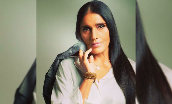 Anu Aggarwal old memories used to live with her in live tog