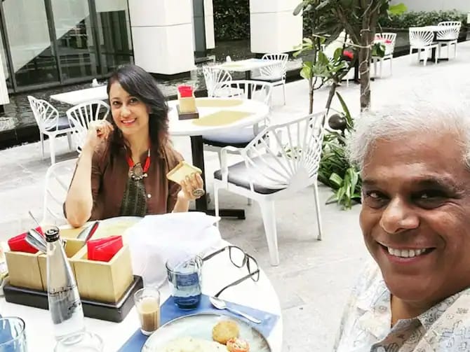 Ashish Vidyarthi romancing in Bali with his wife