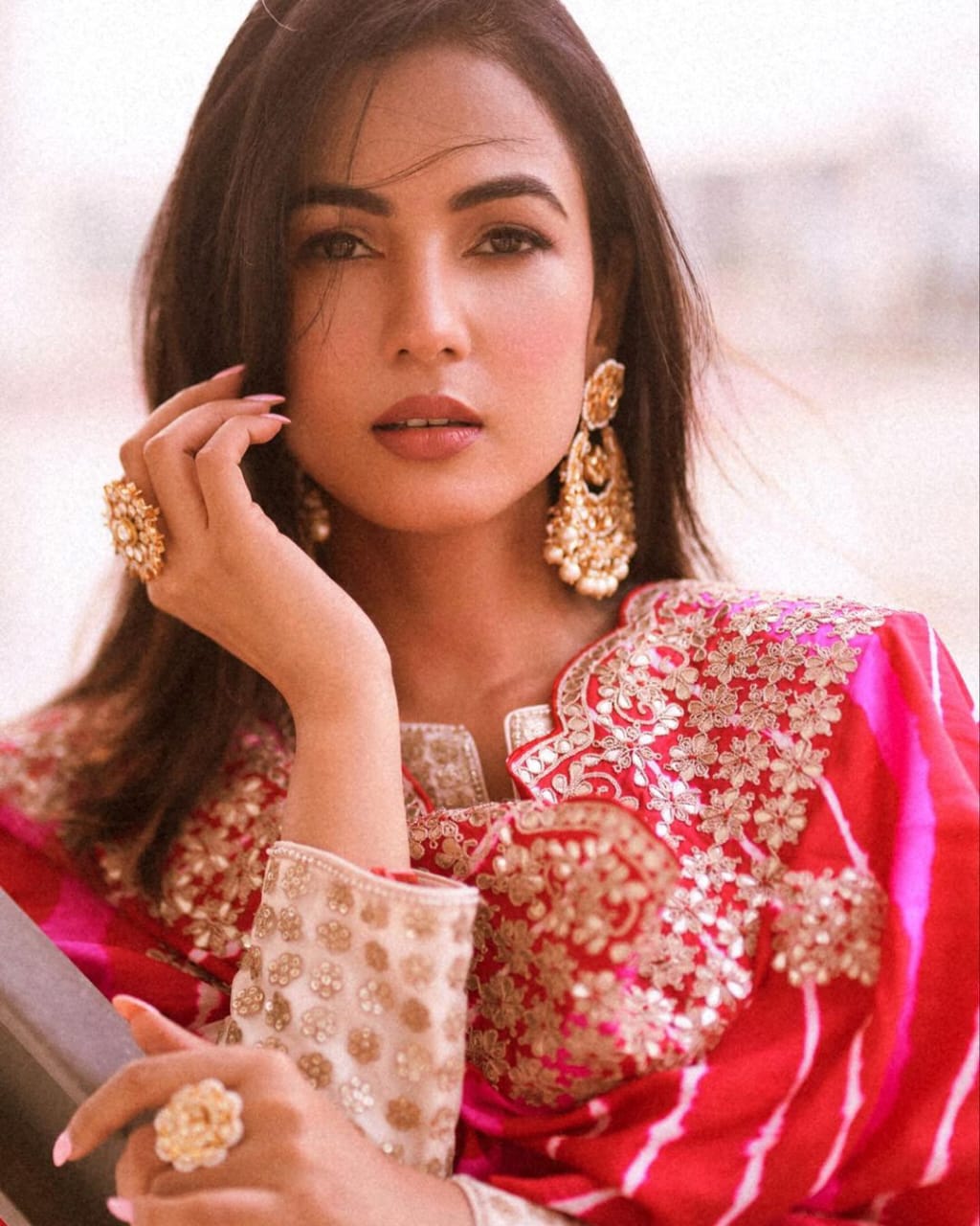 Sonal s Sensational Black Bikini Photos.