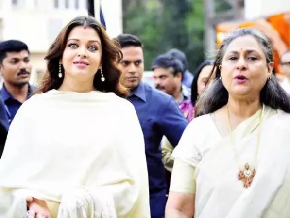 Jaya Bachchan took a dig at Aishwarya Rai s intimate scene