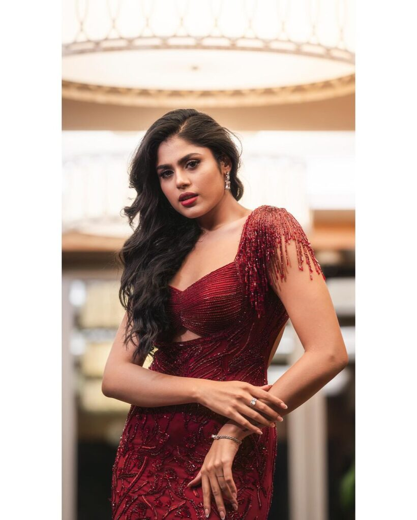 Faria Abdullah Dazzles in Dubai in Maroon Marvel - Photos