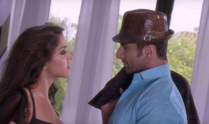 Hot Stills From Ishq Junoon Movie