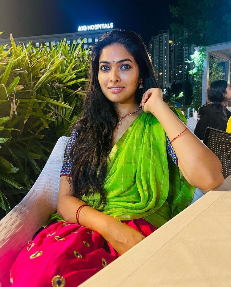 Divi Vadthya latest Traditional Photos