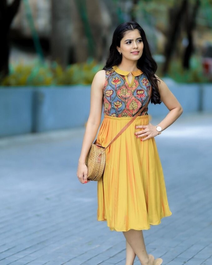 Actress And Model Amritha Aiyer Image Collection