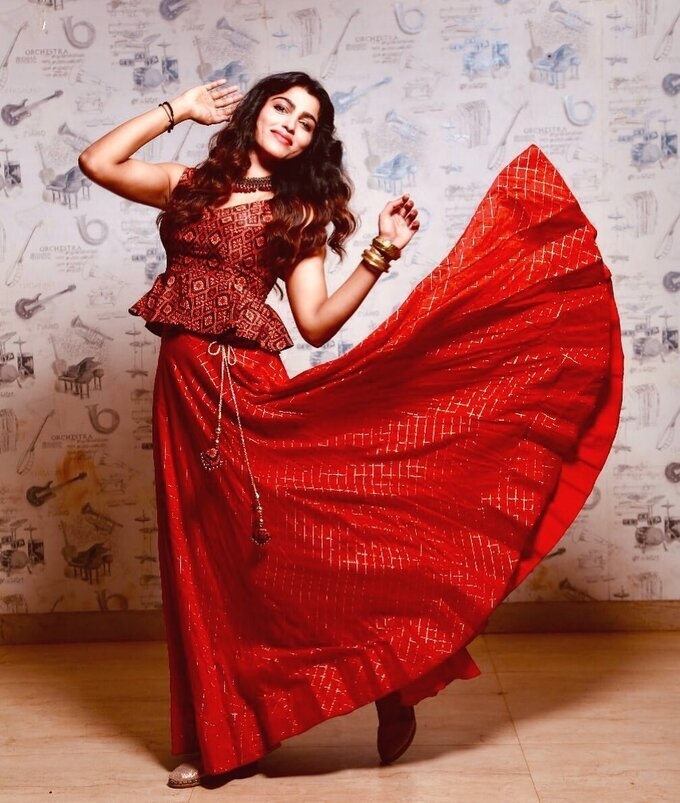 Actress And Model Sai Dhanshika Latest Image Collection