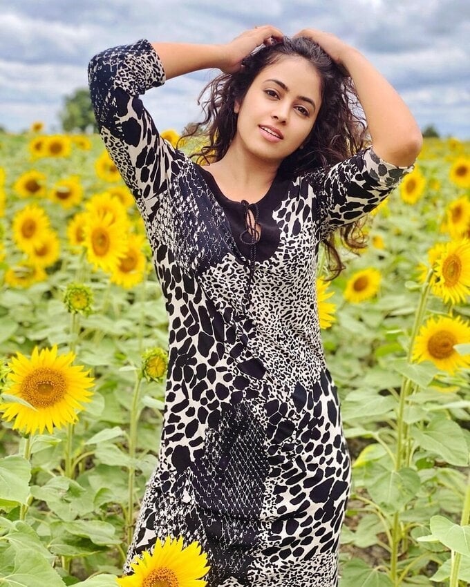 Actress And Model Shobhita Rana Latest Photo Collection