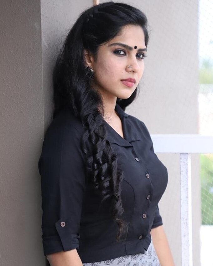Actress Swasika Vijay Latest Images