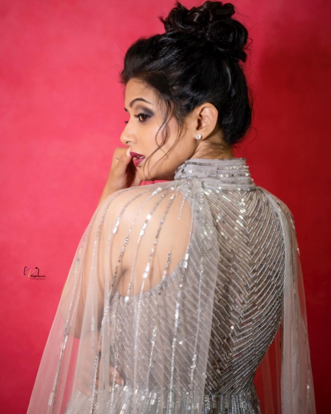 Dhee Priyamani Stunning Images