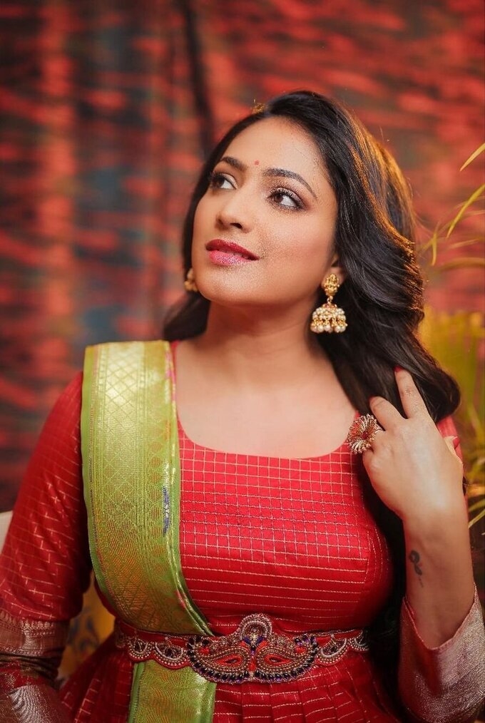 Hari Priya New Clicks Collection