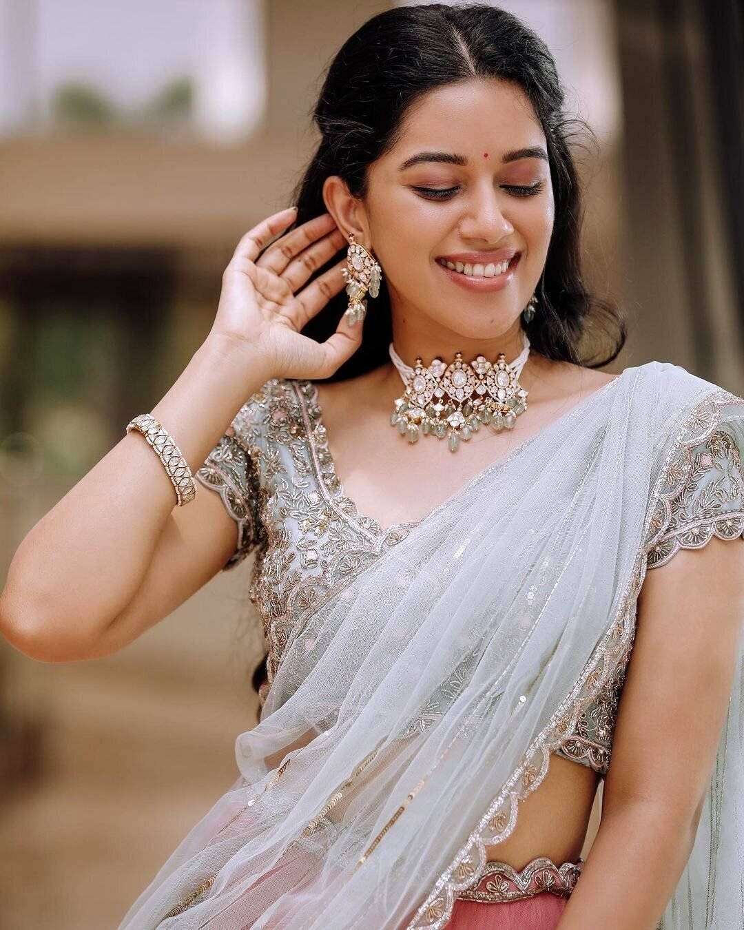 Mrinalini Ravi Amazing New Still