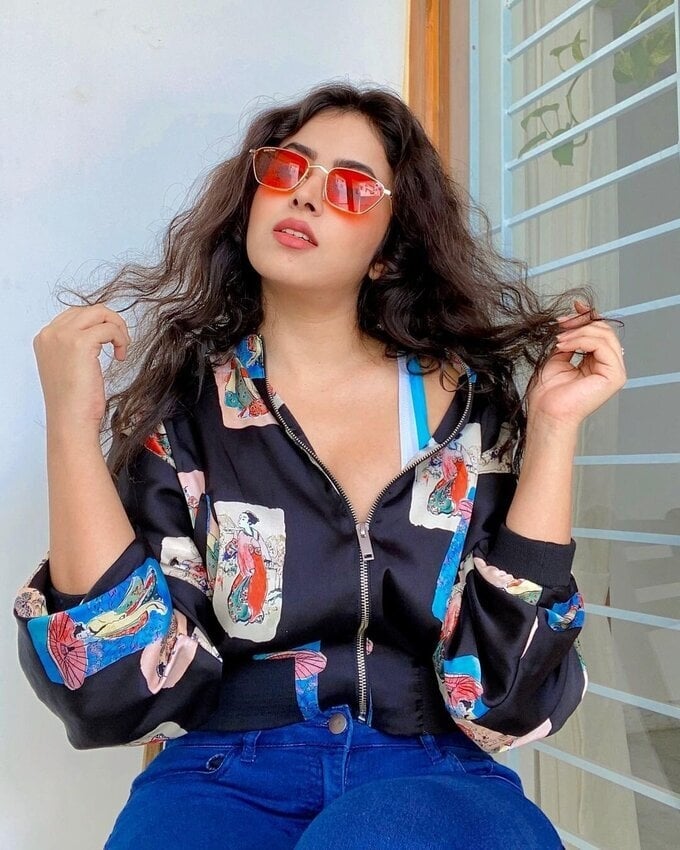 Shobhita Rana Amazing And Stunning Photos