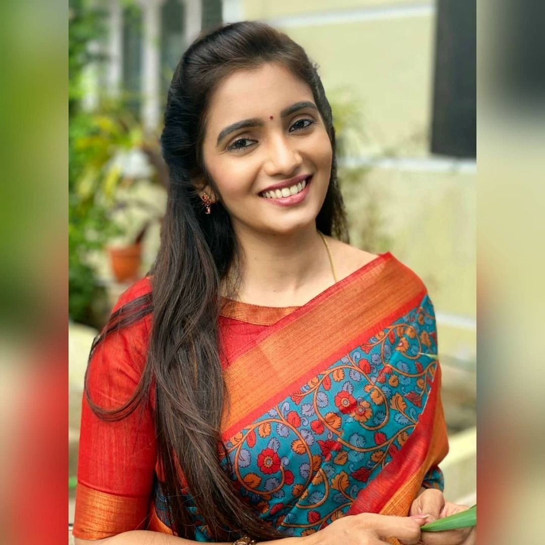 Srithika Saneesh Hot Photos