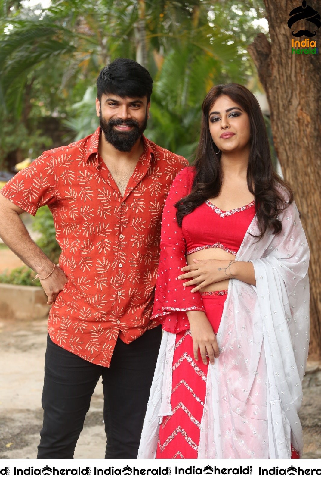 Actor Ashwin and Avika Gor Together in Red Attire