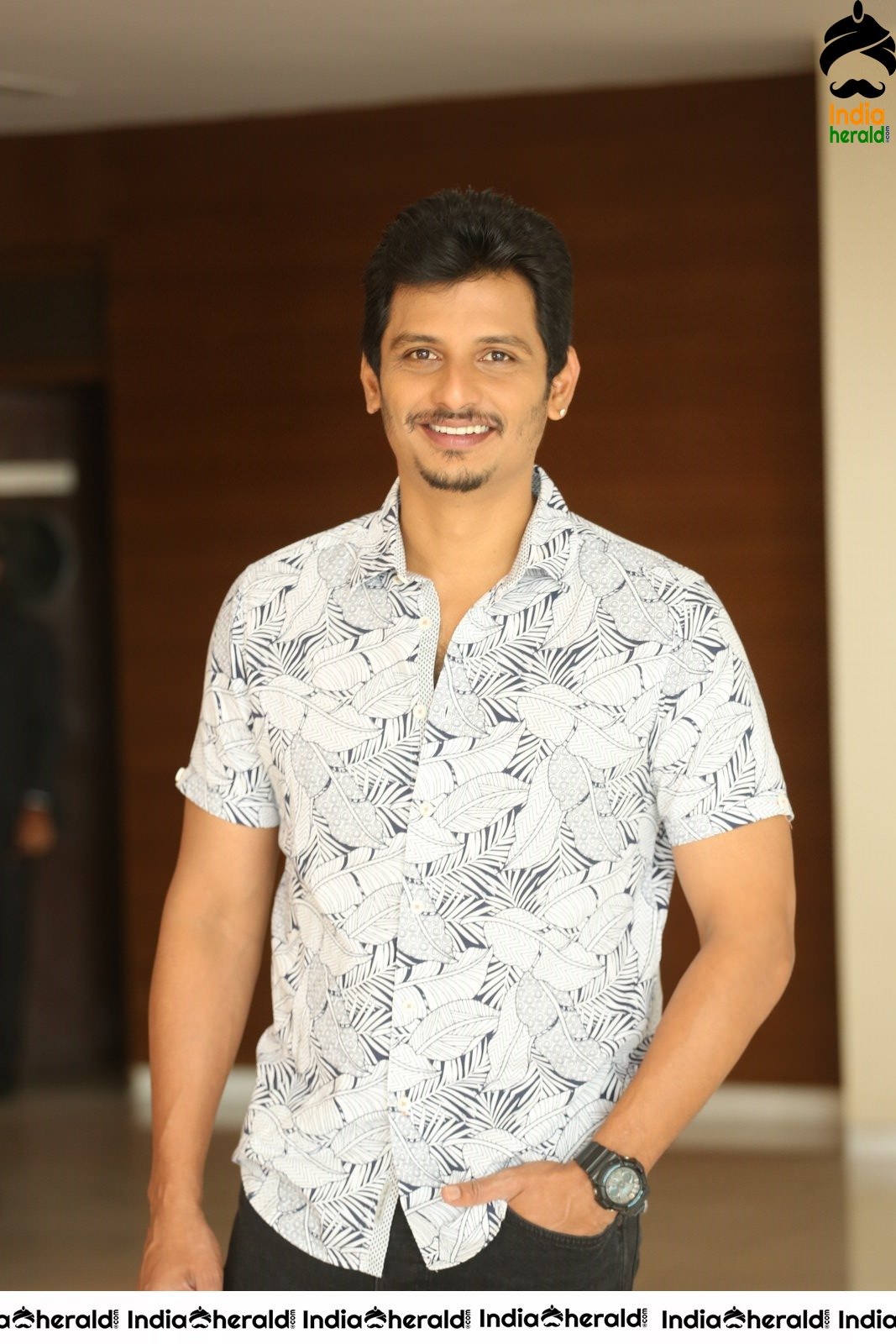 Actor Jiiva Interview Stills for his latest release Seeru m