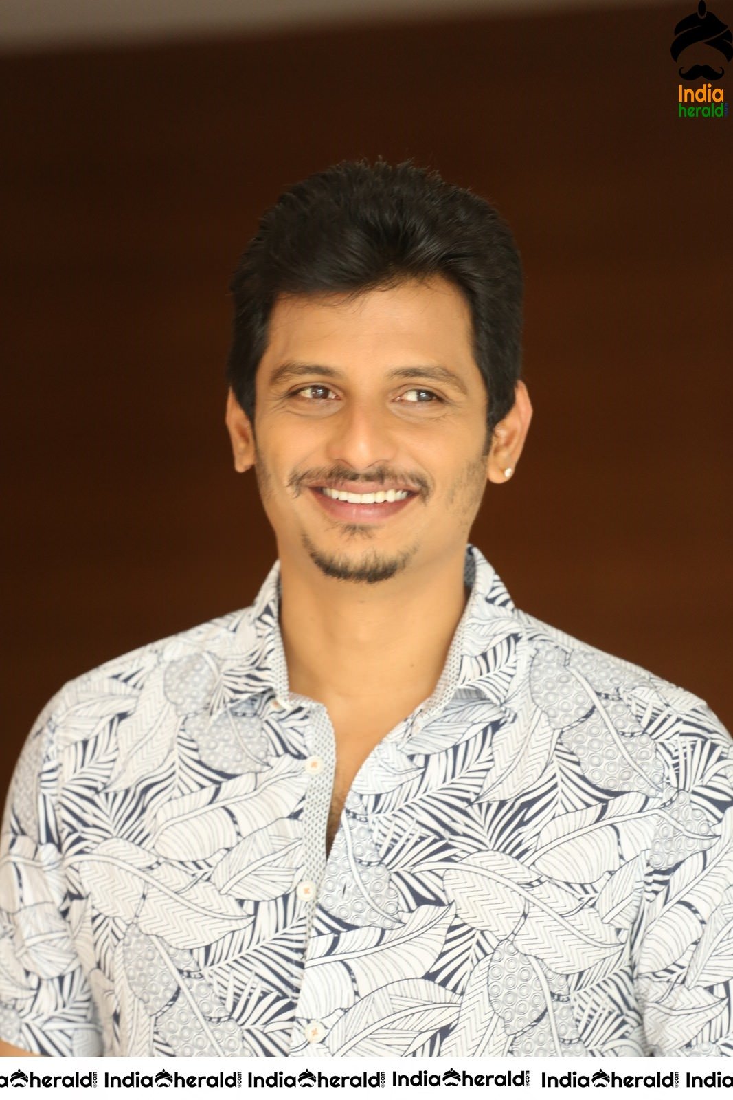 Actor Jiiva Interview Stills for his latest release Seeru m