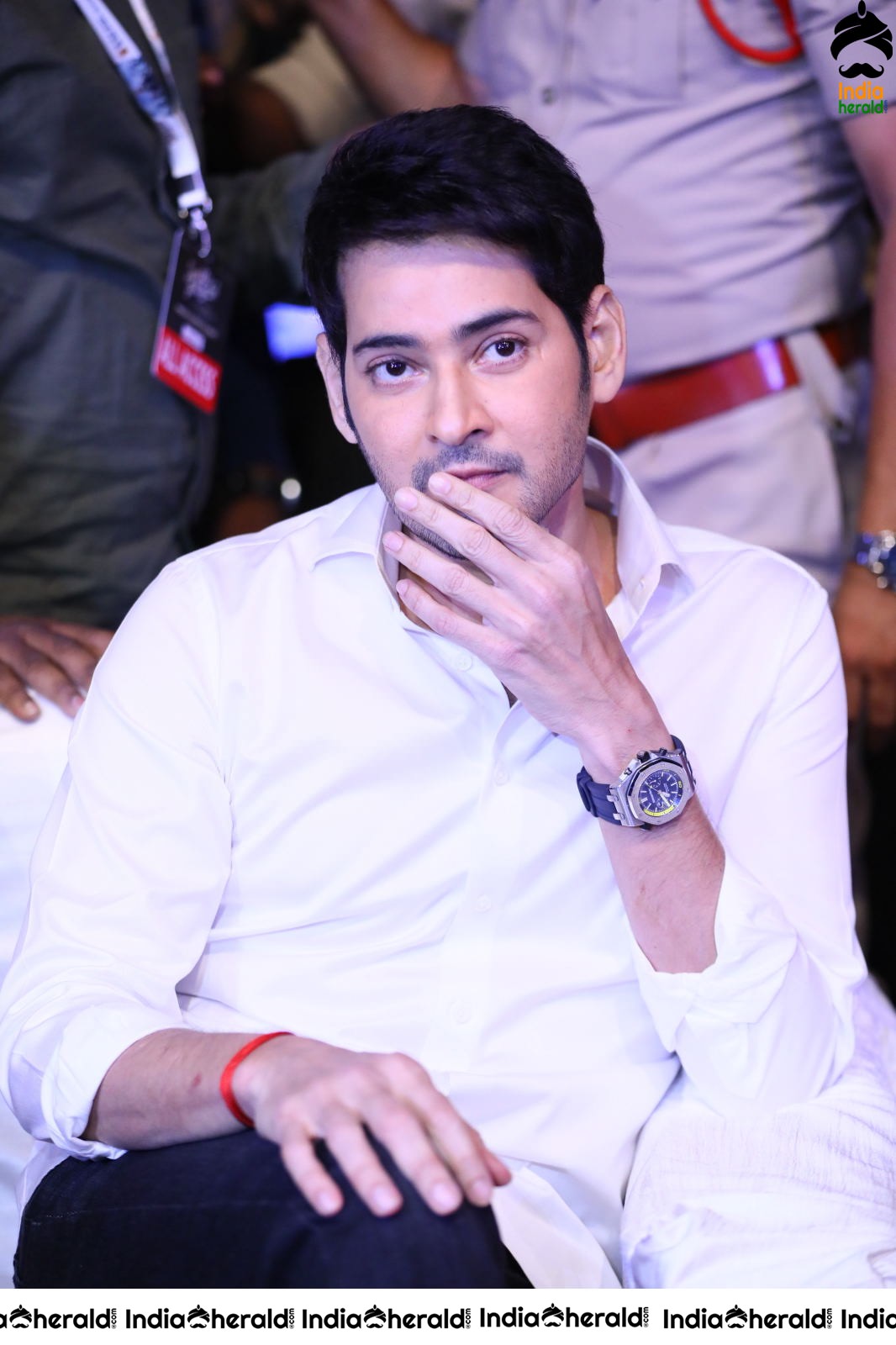Actor Mahesh Babu Candid Clicks from Sarileru Neekevvaru ev