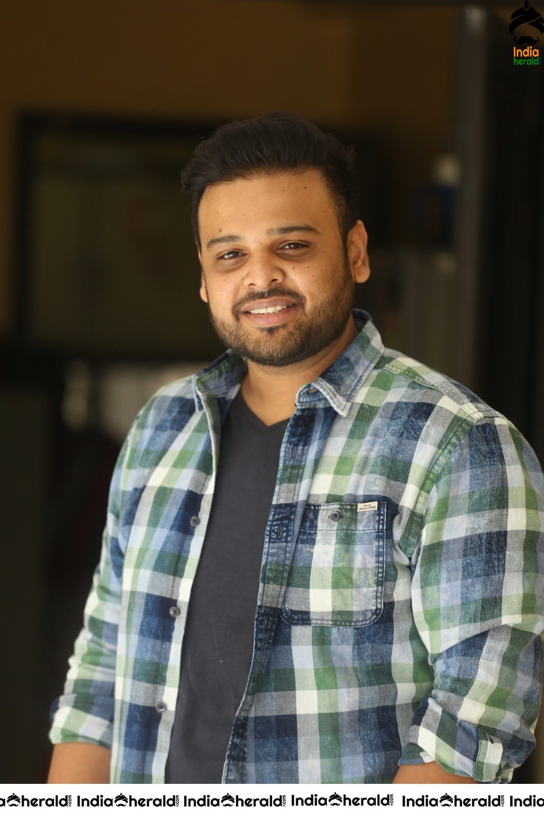 Actor Navin VijayKrishna Latest Interview Photos