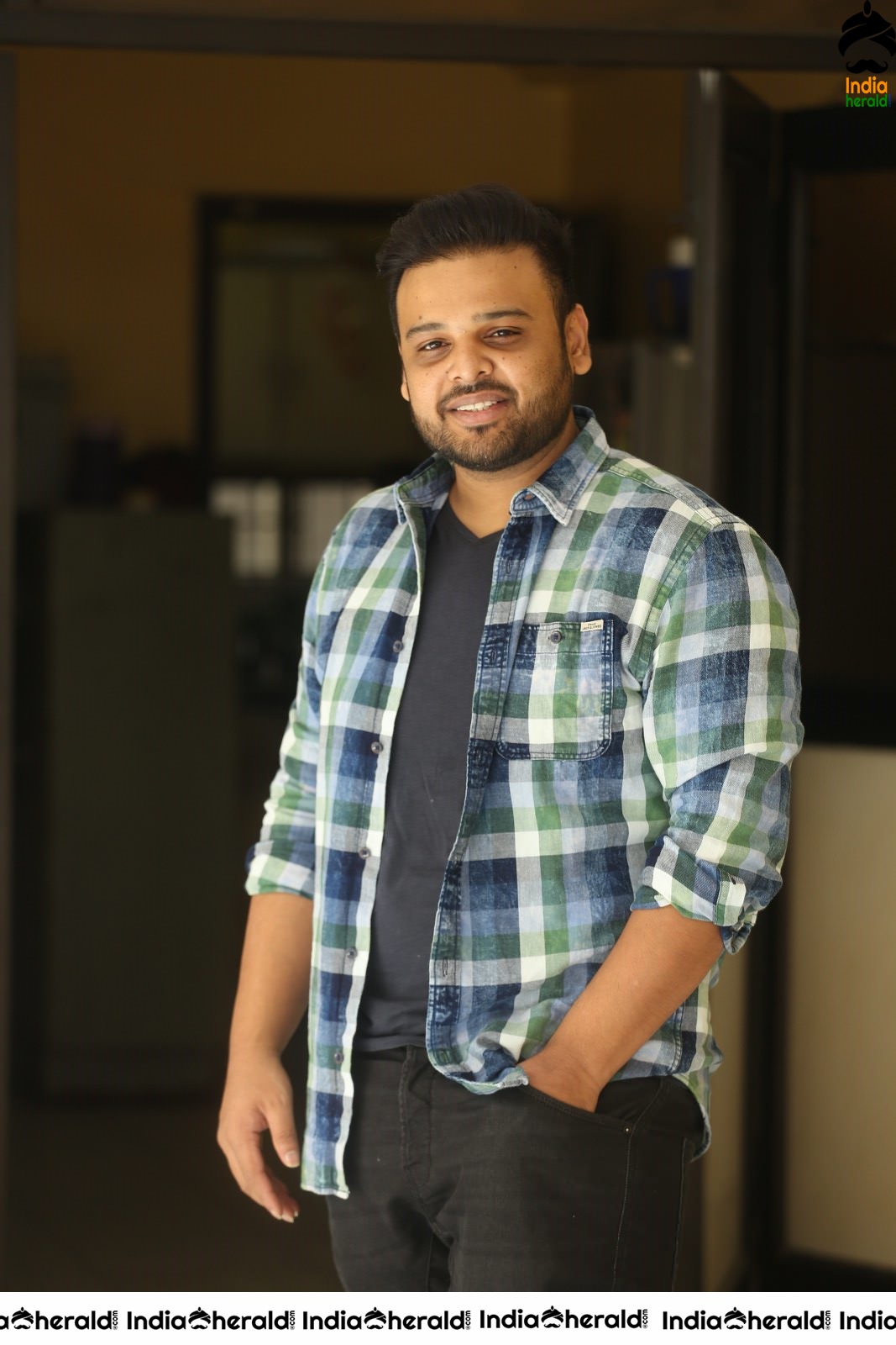 Actor Navin VijayKrishna Latest Interview Photos