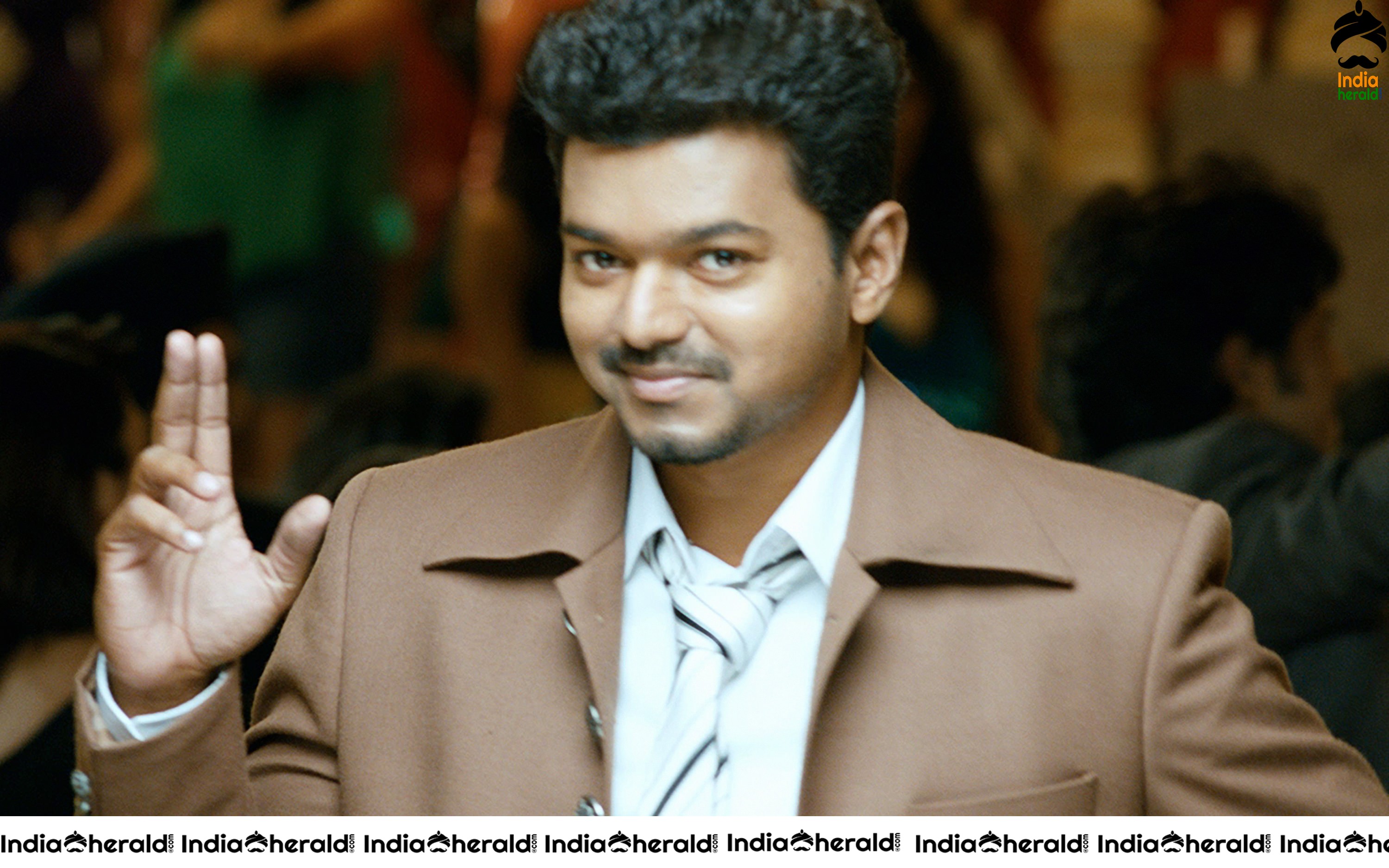 Actor Vijay Rare and Unseen HD Stills from Thuppakki Set 5