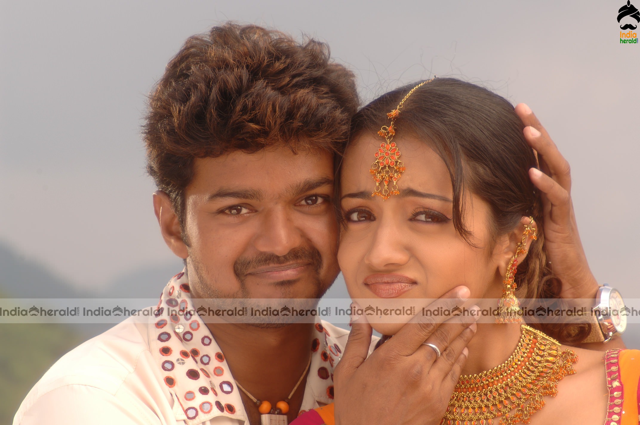 Actor Vijay Rare Photos with Hot Trisha from 2006 movie Aat