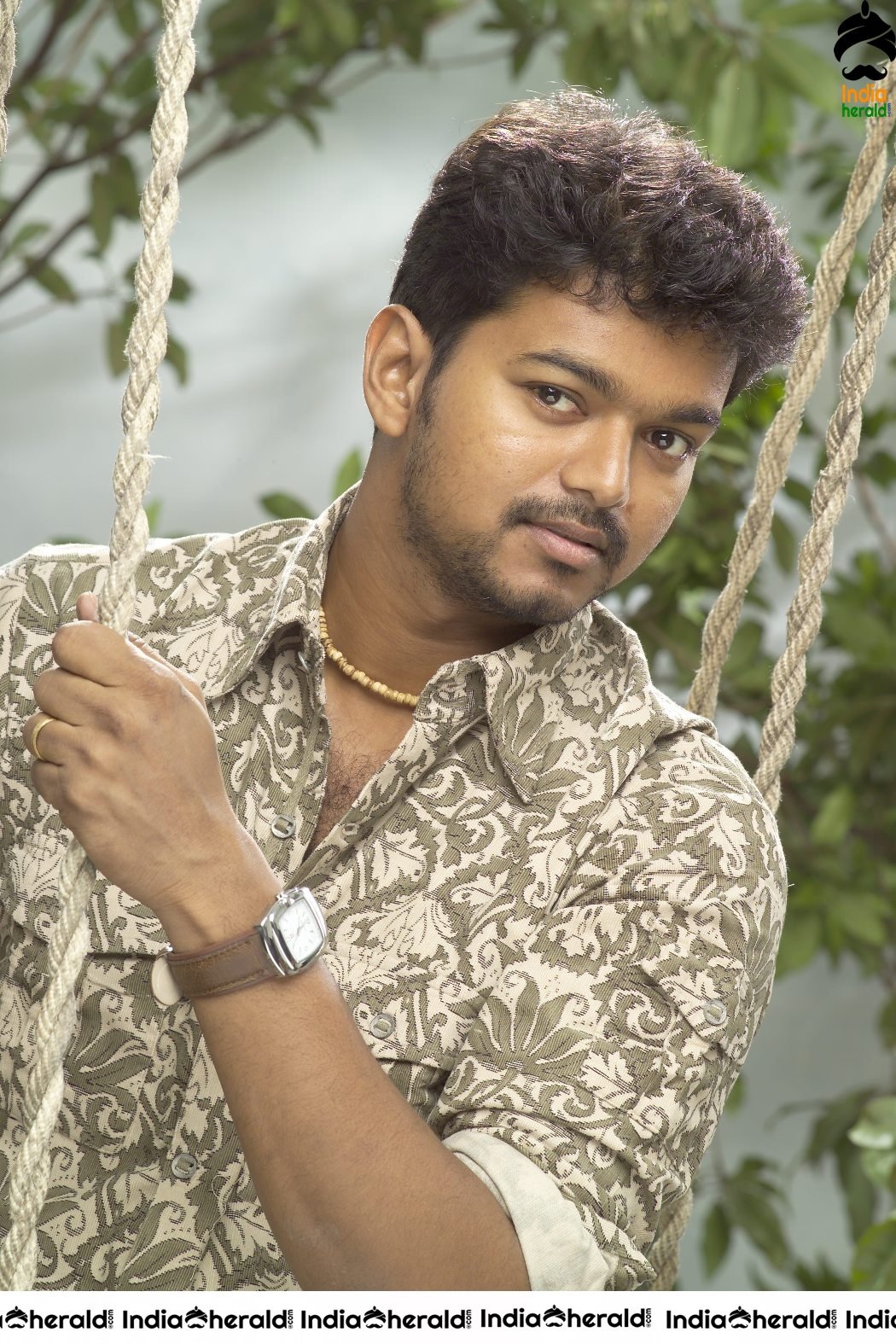 Actor Vijay Unseen Photoshoot Stills from Sachein Movie Set