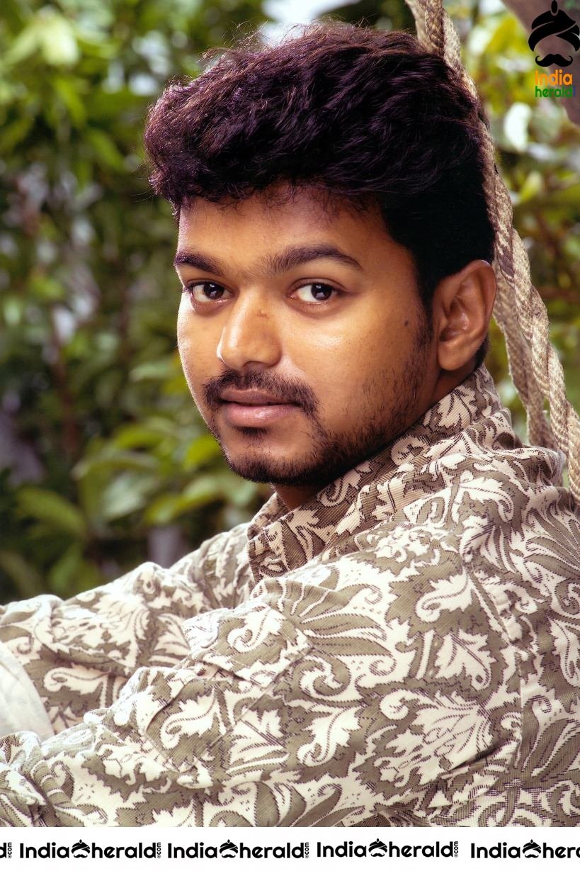 Actor Vijay Unseen Photoshoot Stills from Sachein Movie Set