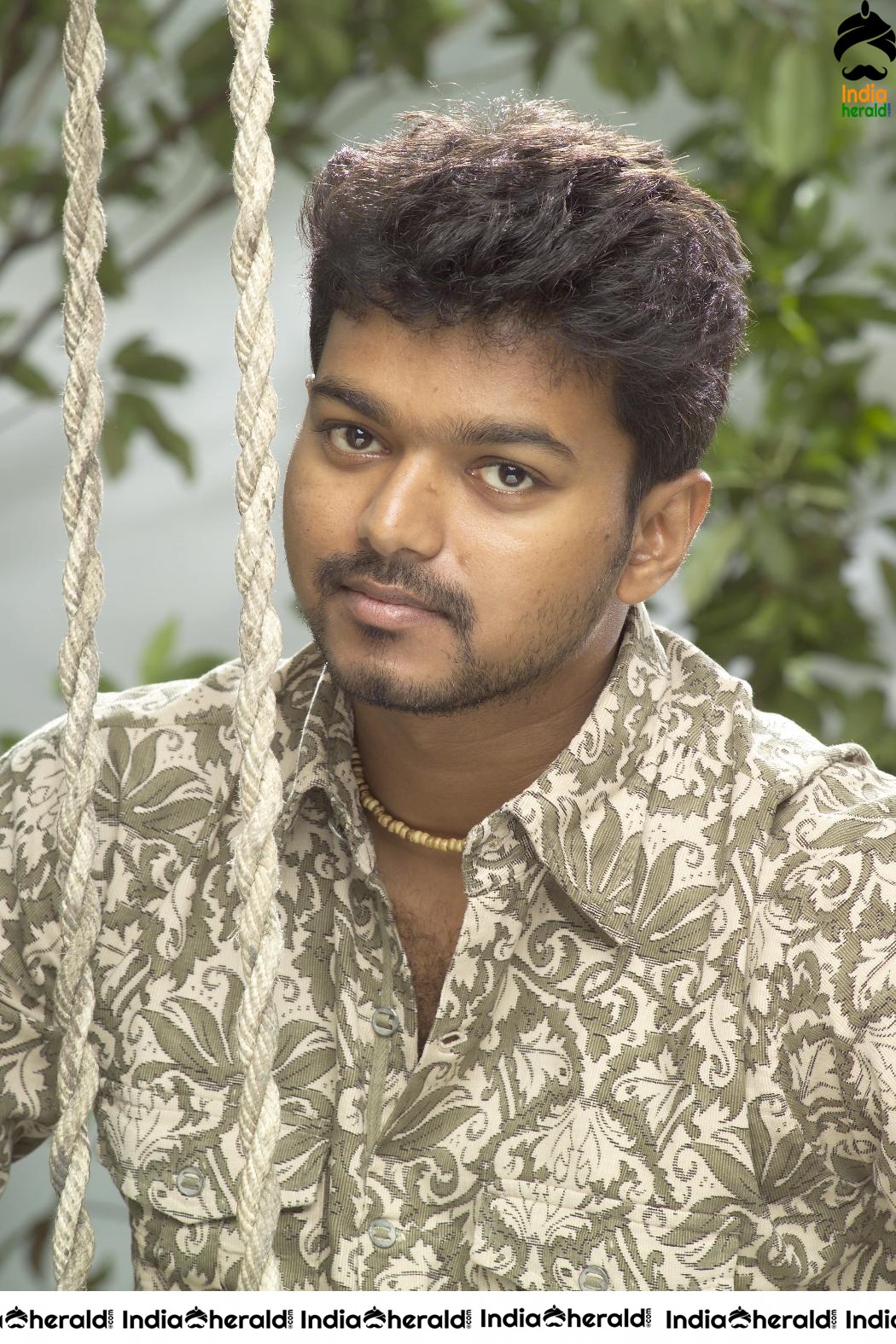 Actor Vijay Unseen Photoshoot Stills from Sachein Movie Set