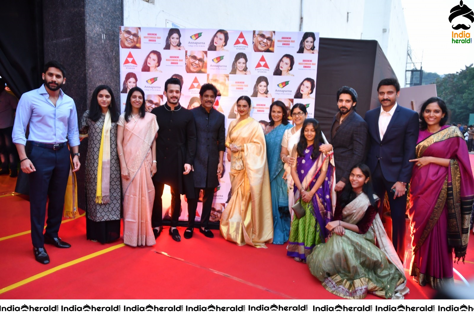 Actors Group Photos at ANR Awards Red Carpet Set 2