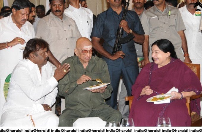 Rare and Unseen Photos of Veteran Actor Cho Ramasamy Set 1