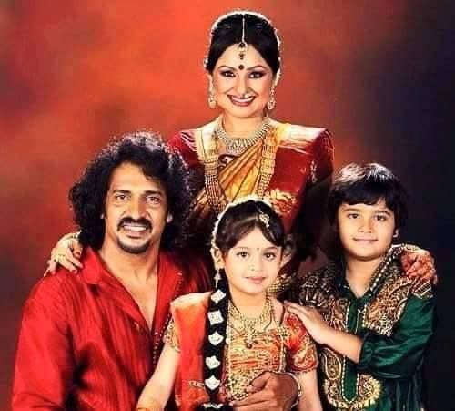 Rare photos of Actors sons and daughters