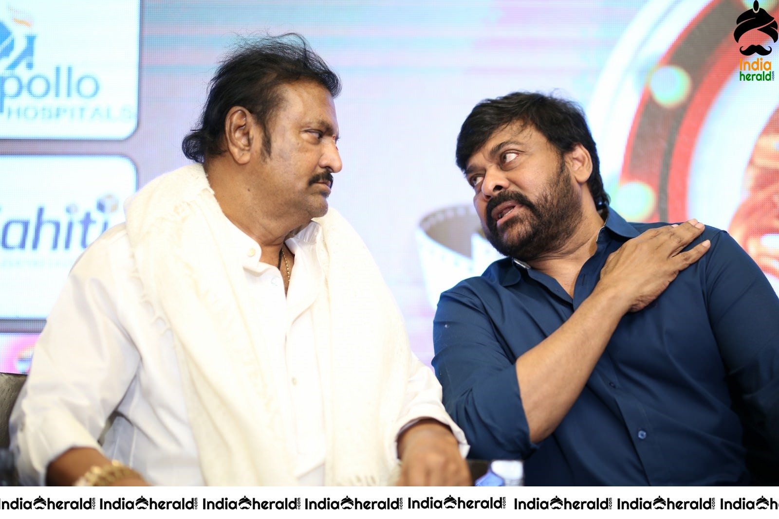 Some Candid Clicks of Actor Chiranjeevi during MAA 2020 lau
