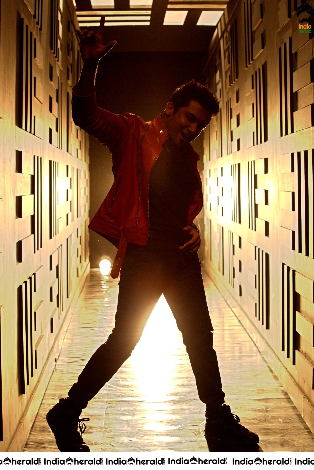 Unseen Photos of Actor Suriya from 24 Movie Set 2