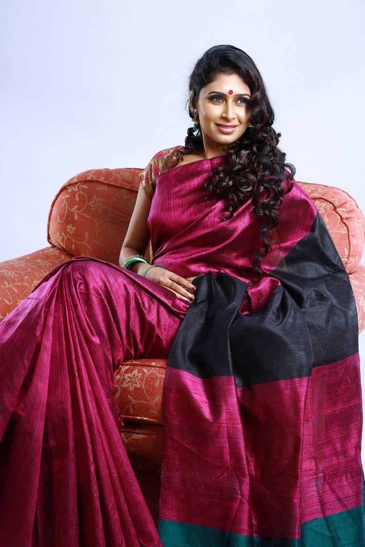 Actress Aisha Latest HD PhotoShoot Stills