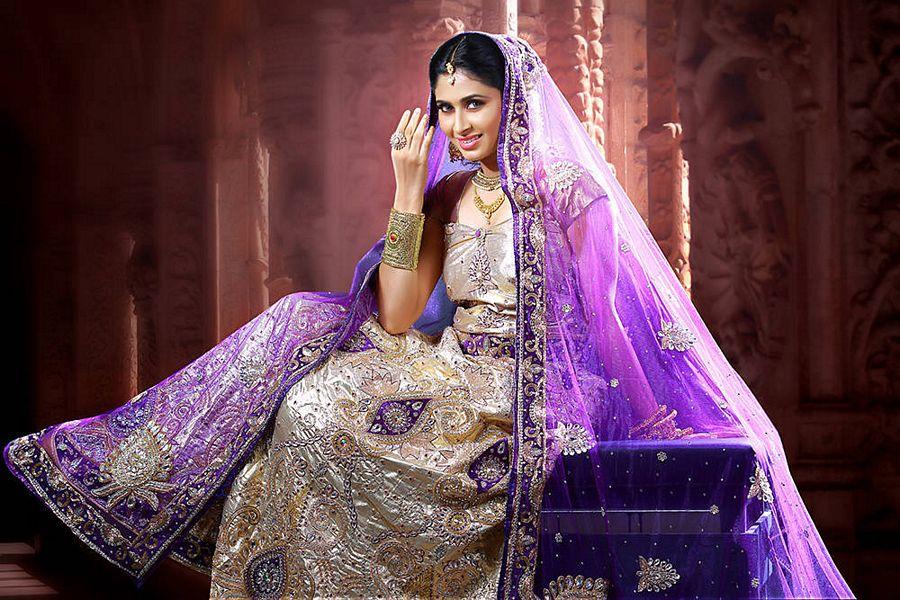 Actress Aisha Latest HD PhotoShoot Stills