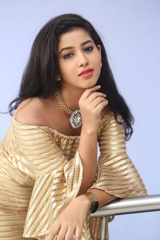 Actress Pavani Latest Photo Stills