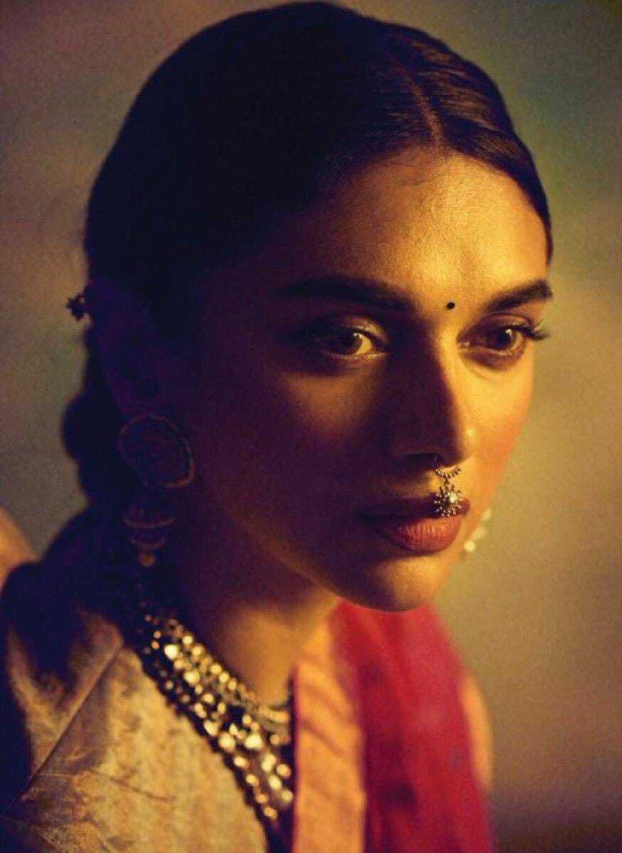 Aditi Rao Hydari New Photo Shoot