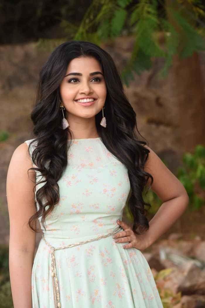 Anupama Parameswaran Latest 2017 Photo Stills