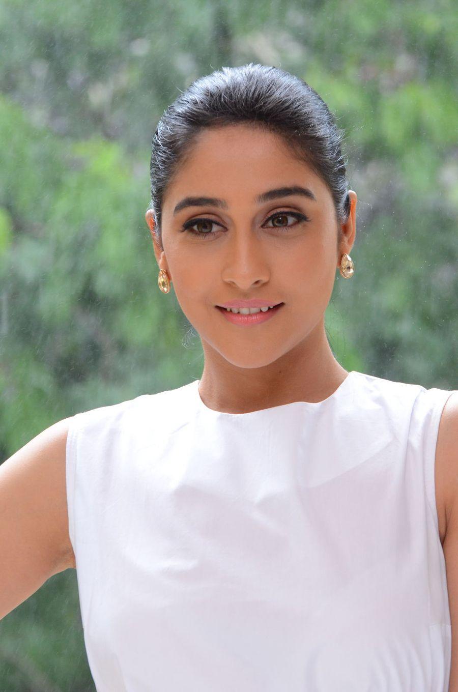 Indian Actress Regina Cassandra Latest Stills