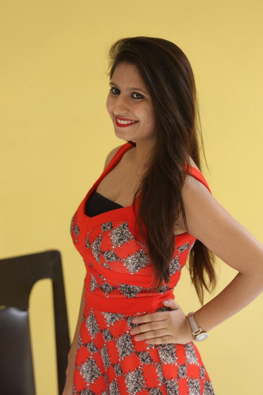 Shaheena Beautiful Images