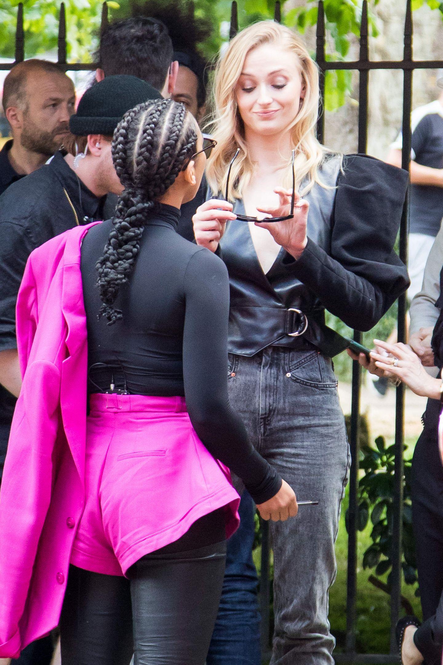 Sophie Turner, Jessica Chastain & Alexandra Shipp
