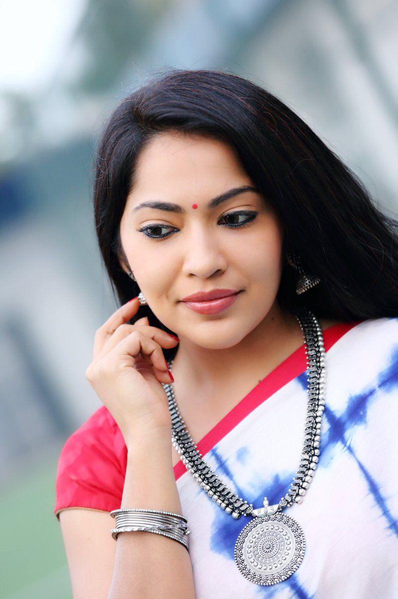 Tamil Actress Ramya Subramanian Latest Stills