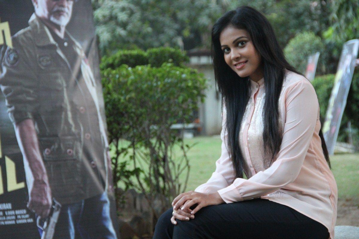 Actress Chandini Beautiful Stills