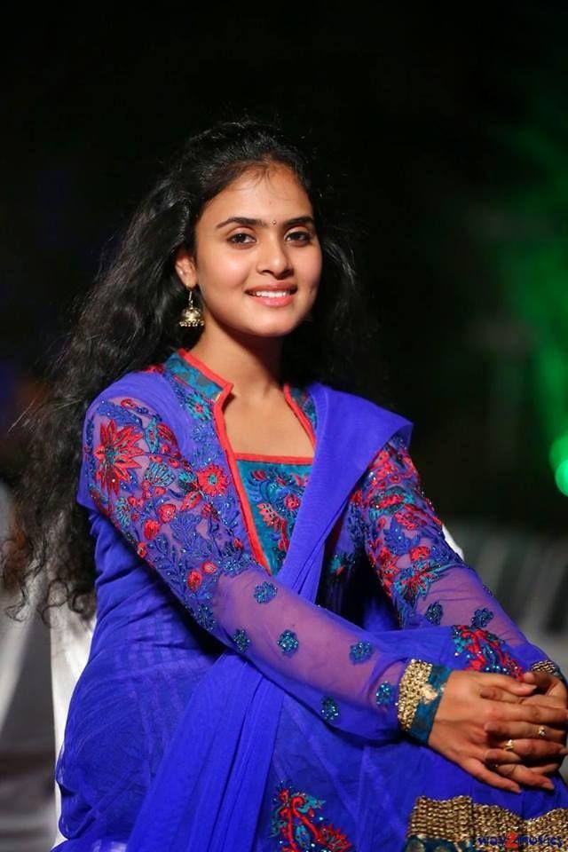 Actress sukriti Cute Pics