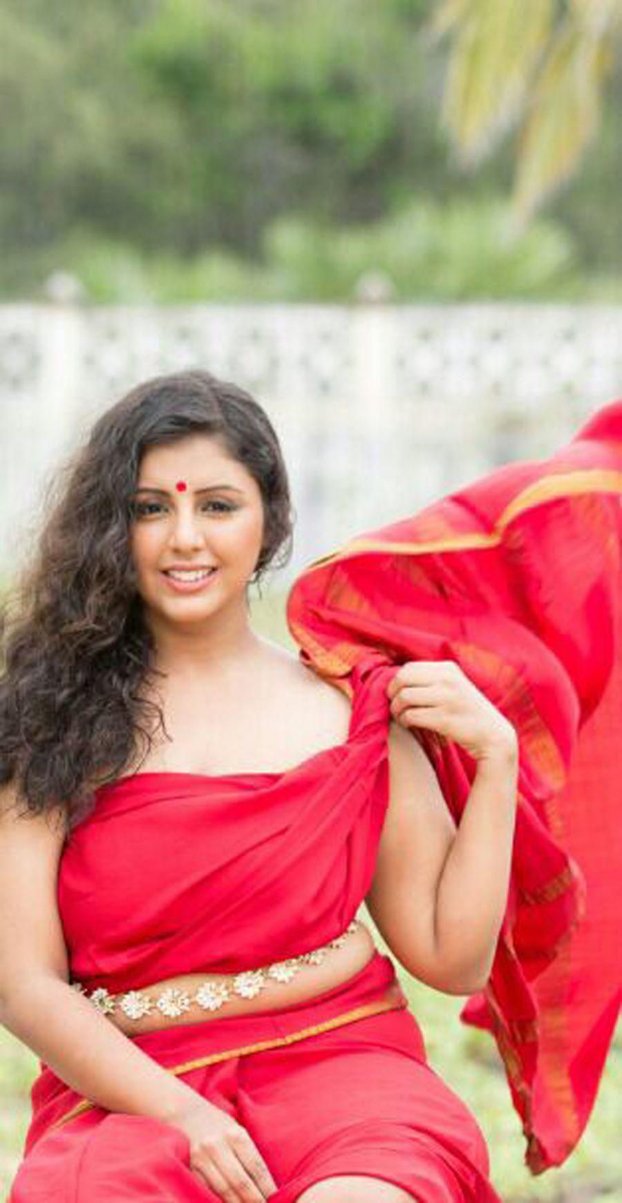 Actress Swetha Stills