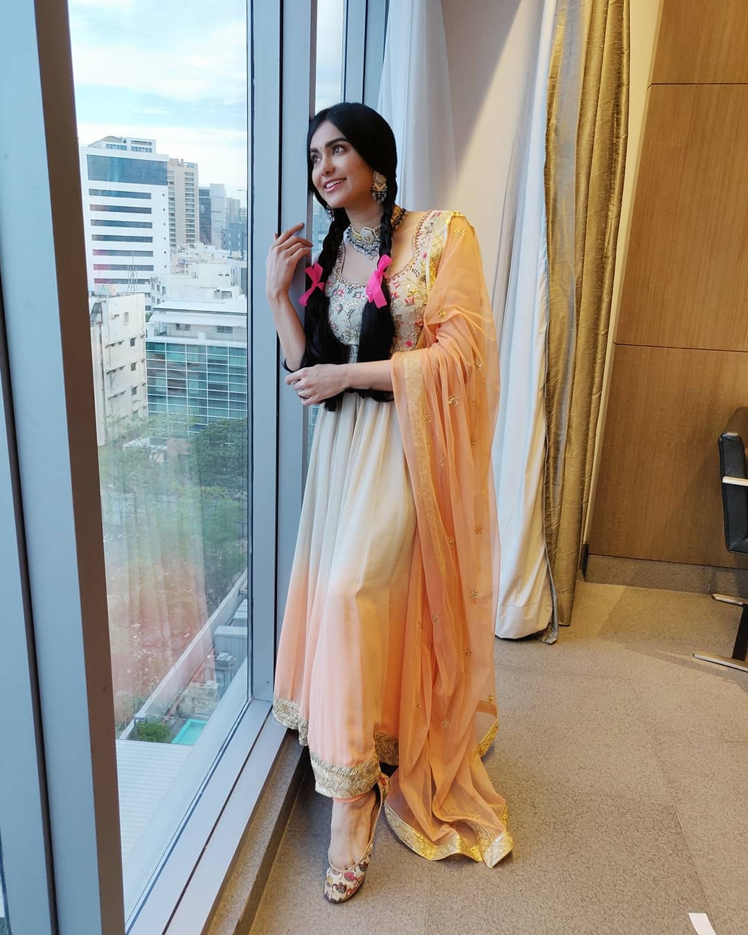 Adah Sharma In A Sleeveless Chudi At A Hotel Room