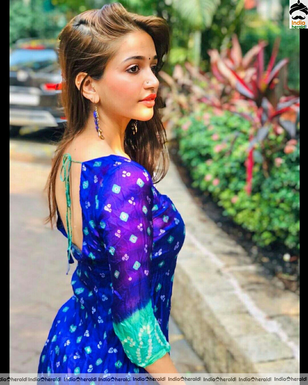 Anaika Soti Hot In Blue Chudi Stills