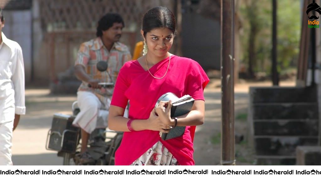 Colors Swathi Reddy Looking Gorgeous in Rural Makeover Phot